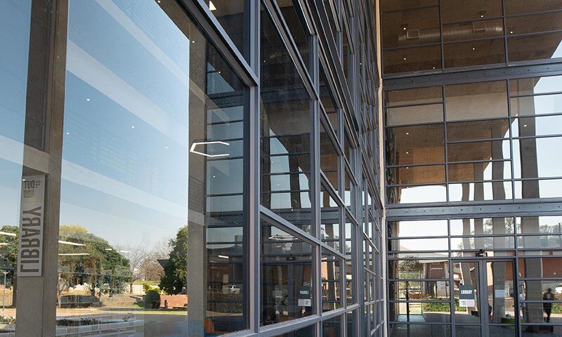 Laminated safety glass: features and benefits - for homes & commercial ...